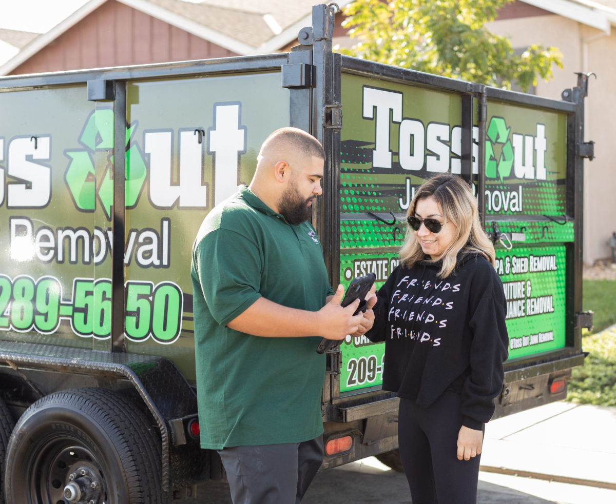 Apartment Cleanouts & Junk Removal | Toss Out Junk Removal