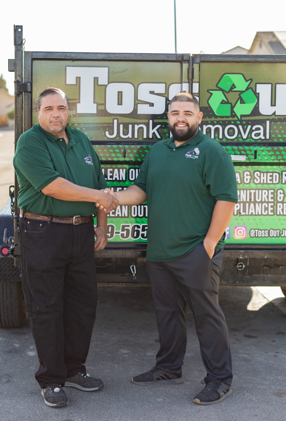 Garage Cleanout Services | Toss Out Junk Removal